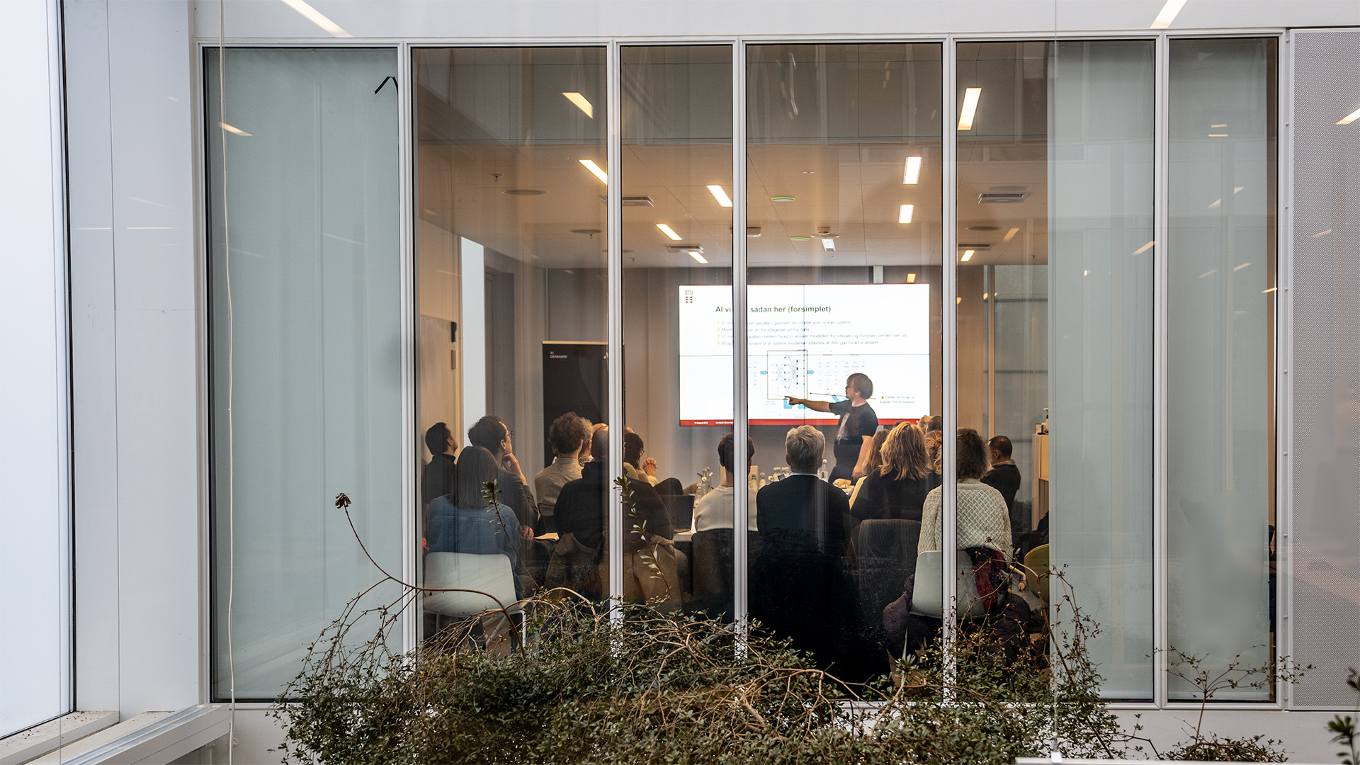 DTU Compute strengthens focus on continuing education in AI